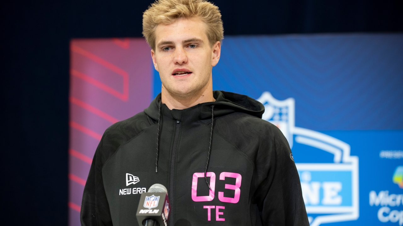 Clemson Tight End Jake Briningstool, 'I Think He's the Greatest of All ...